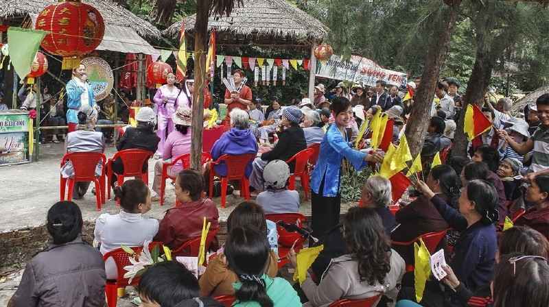 Bài chòi – Vietnamese folk game - Danang Fantasticity - Da Nang City ...