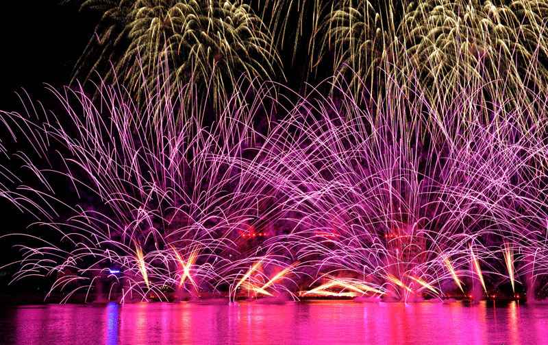 Team Australia produce amazing professional fireworks displays - Danang ...