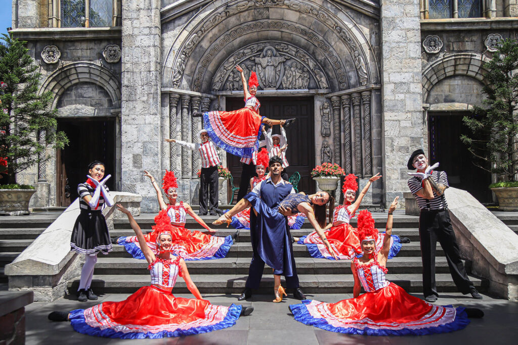 Enjoy the first Vietnamese – French Cultural Festival in Ba Na Hills ...