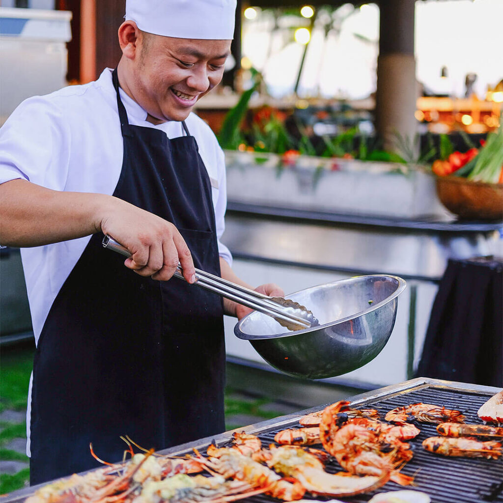 Most Favorited Friday Beach BBQ at Marriott Danang is back! - Danang ...