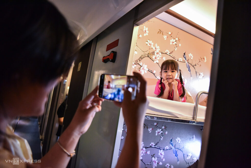 High Quality Train (SE19/20) Hanoi – Da Nang - Danang Fantasticity - Da ...