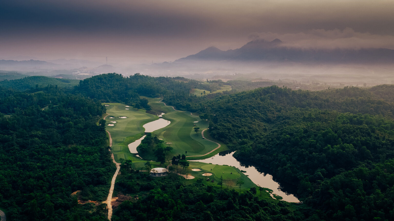 Ba Na Hills Golf Club - Danang Fantasticity - Da Nang City Tourism ...
