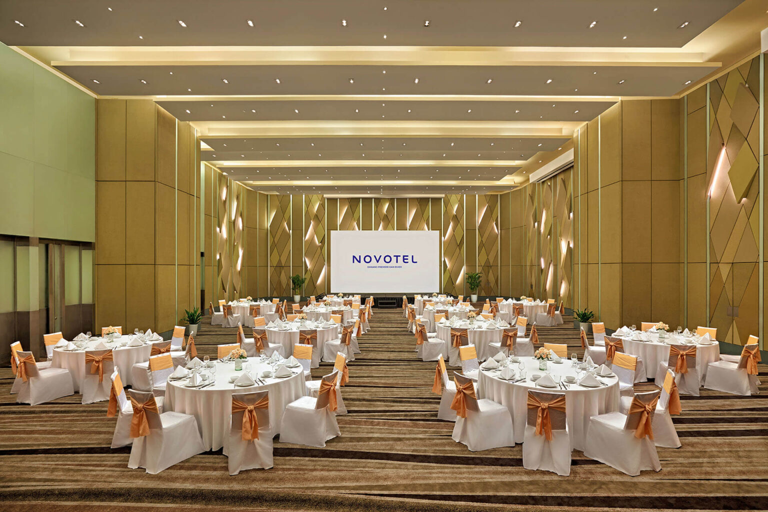 Celebrate a fulfilling year with the Year End Party 2025 at Novotel ...
