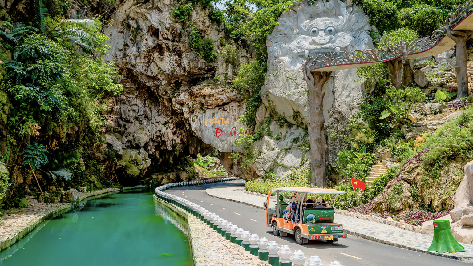 Dong Giang Heaven’s Gate Ecotourism Area - Danang Fantasticity - Da ...
