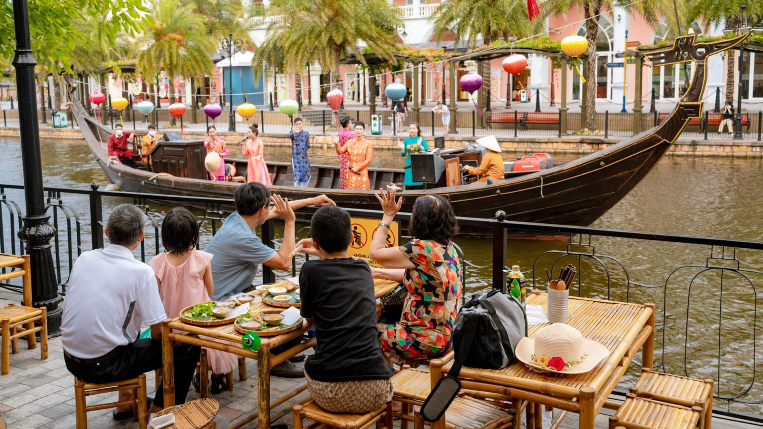 Lunar New Year of the Year of the Horse 2026: Da Nang opens the spring ...