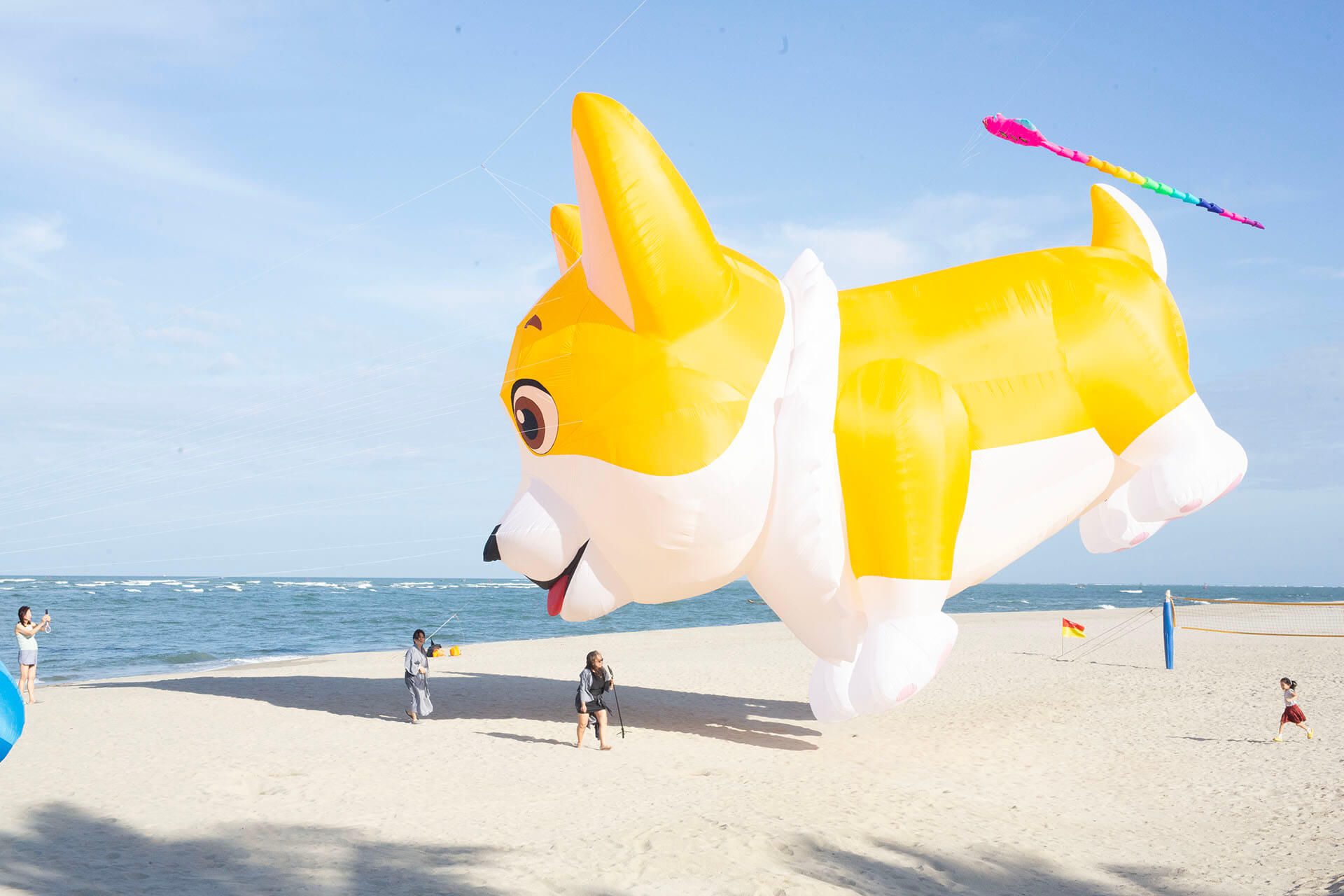 Renaissance Danang Hội An Resort & Spa Unveils “Kite Festival & Pool ...