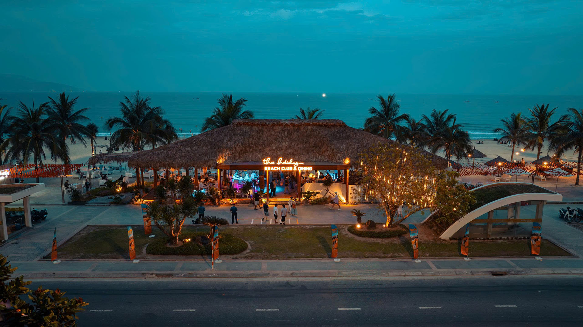 The Holiday Beach Club & Dining: The Ultimate Entertainment Hub at My ...